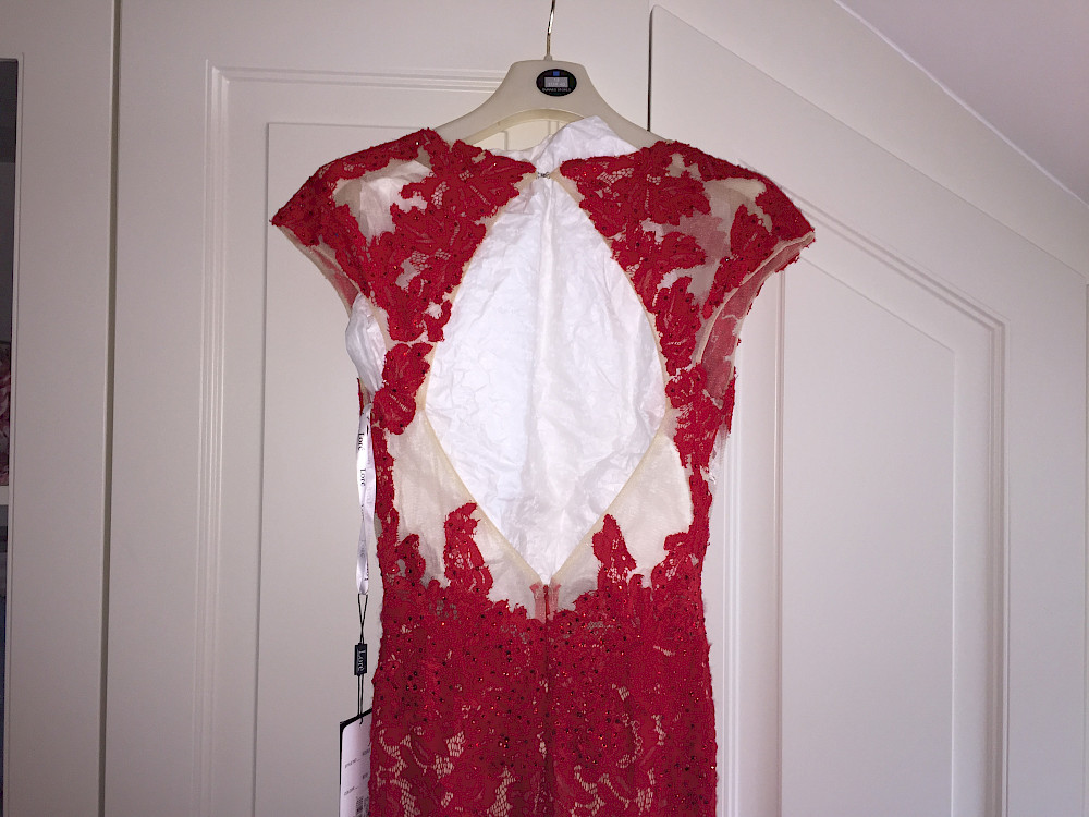 RED DEBS DRESS